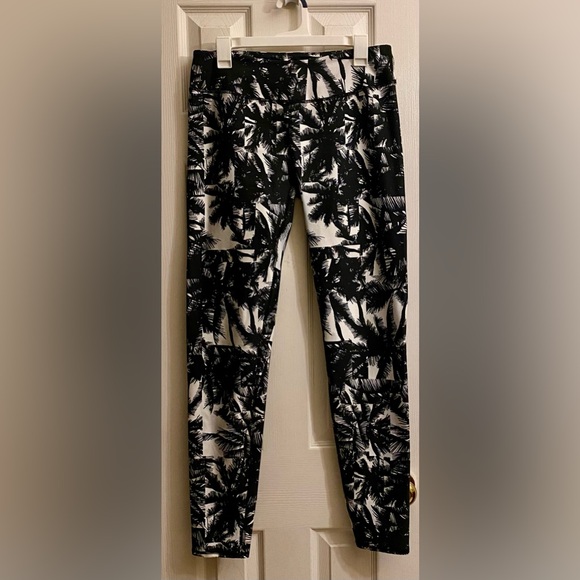 Fabletics | Pants & Jumpsuits | Fabletics Palm Tree Yoga Pants Large ...